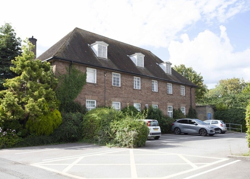 New Park Rd, Devizes, SN10 1EB - Health Care for Sale | LoopNet