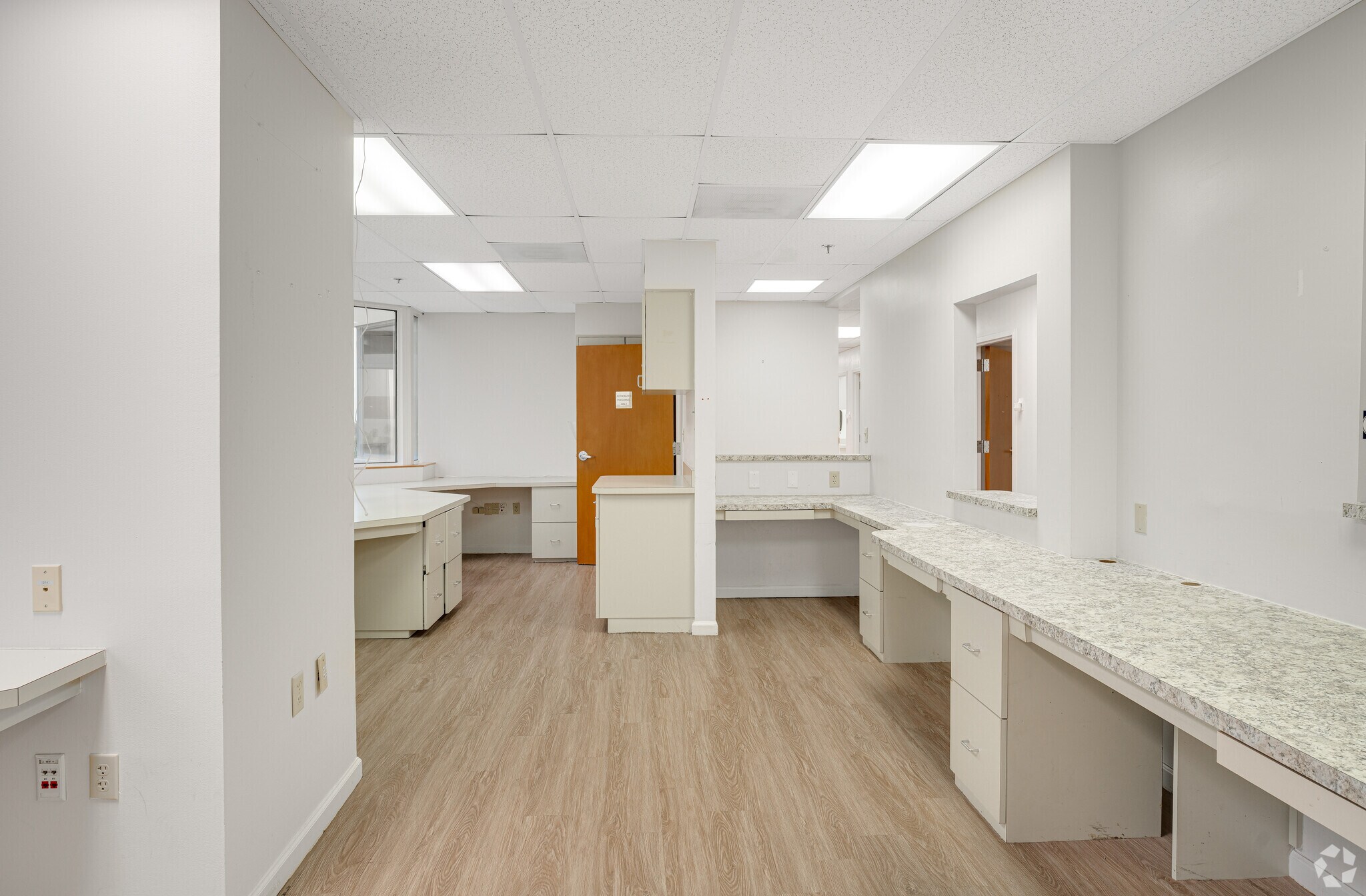 1411 N Flagler Dr, West Palm Beach, FL 33401 - Victor Farris Building ...