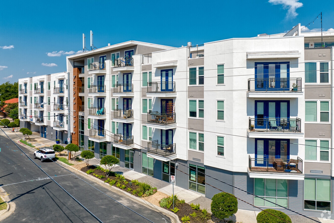 5453 Burnet Rd, Austin, TX 78756 - Burnet Flats | LoopNet