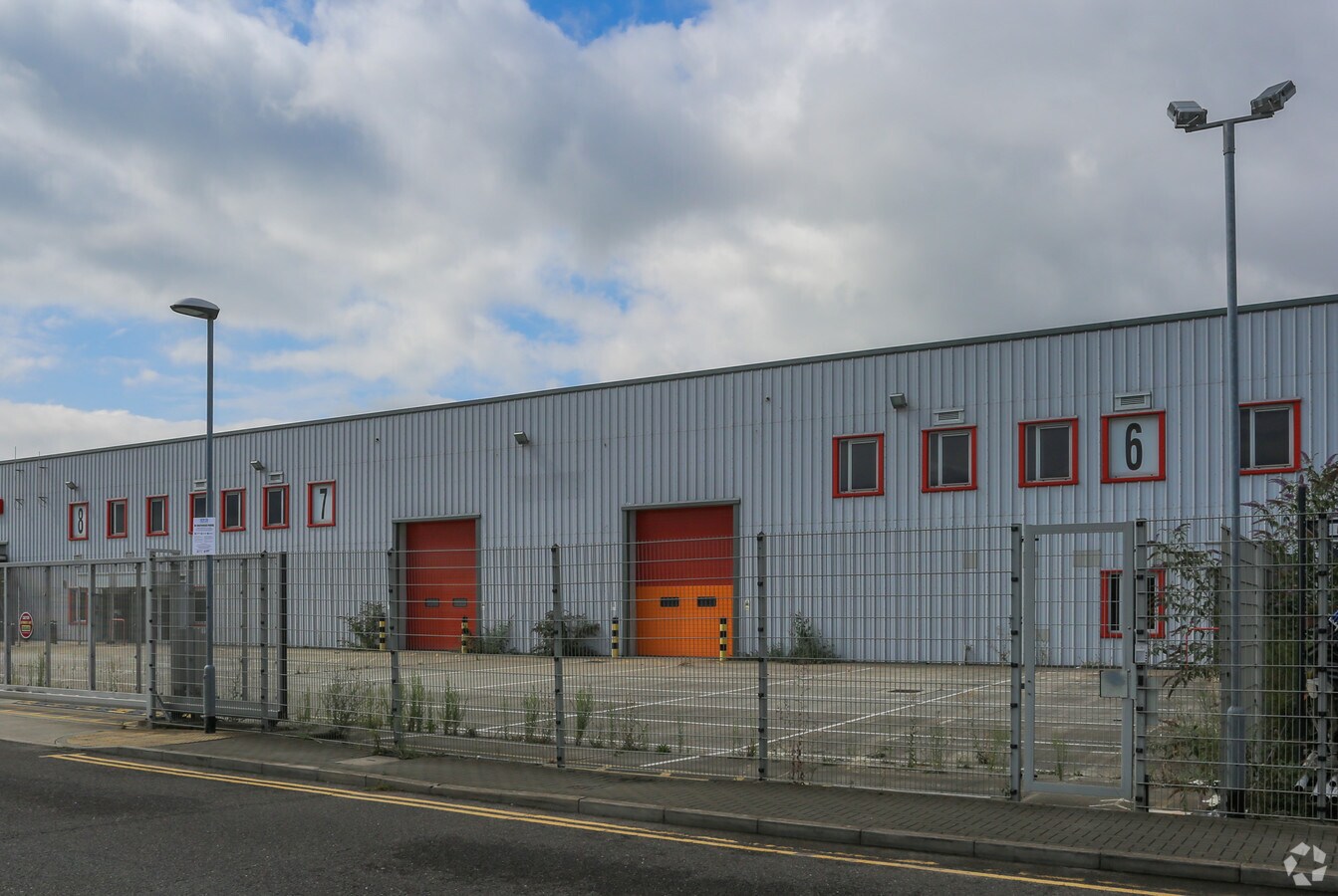 Hornet Way, London, LND E6 7FF | LoopNet