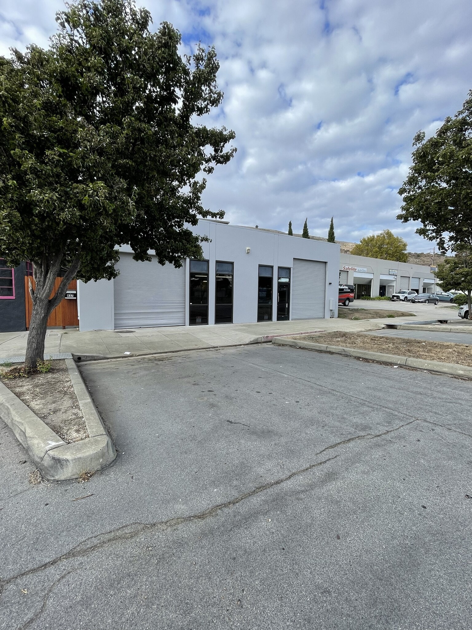943-945 Airport Blvd, South San Francisco, CA 94080 - Industrial for Lease | LoopNet