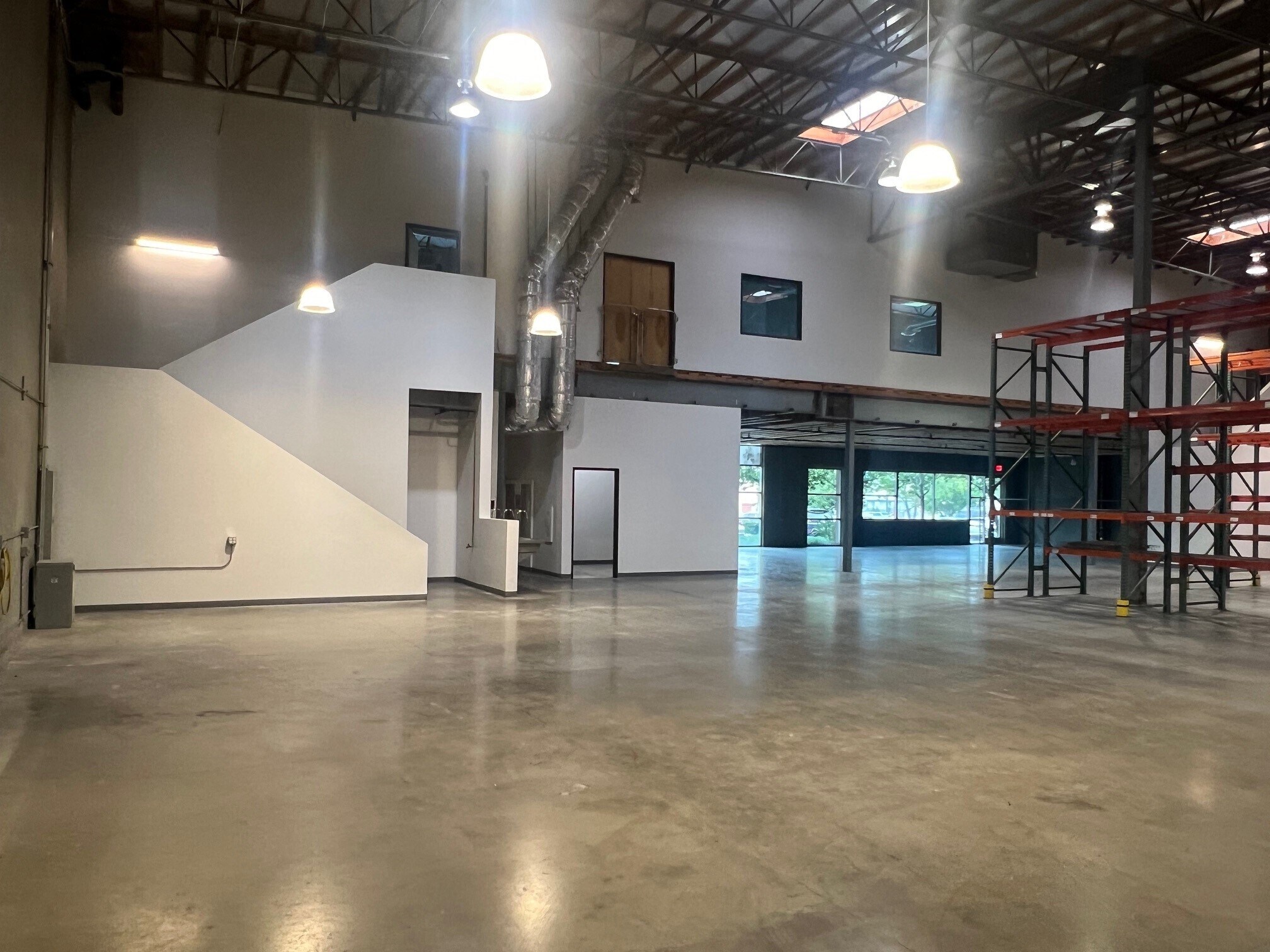 7545 N Lockheed Dr, Burbank, CA 91505 - Industrial for Lease | LoopNet