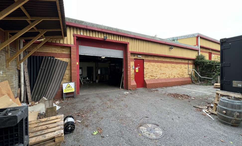 Minto Rd, Bristol, BS2 9YW | LoopNet