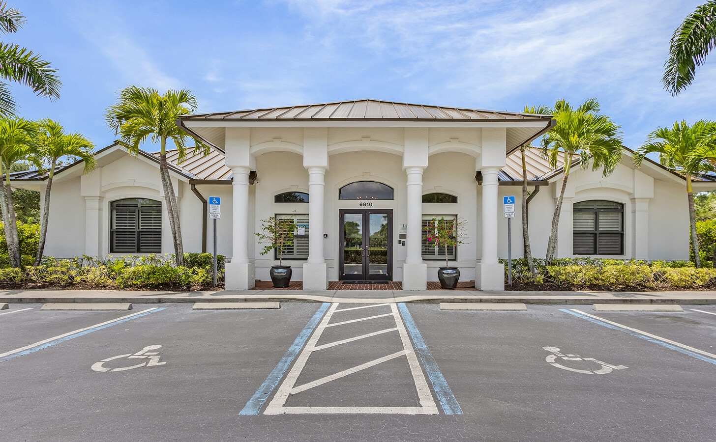 6810 International Center Blvd, Fort Myers, FL 33912 | LoopNet