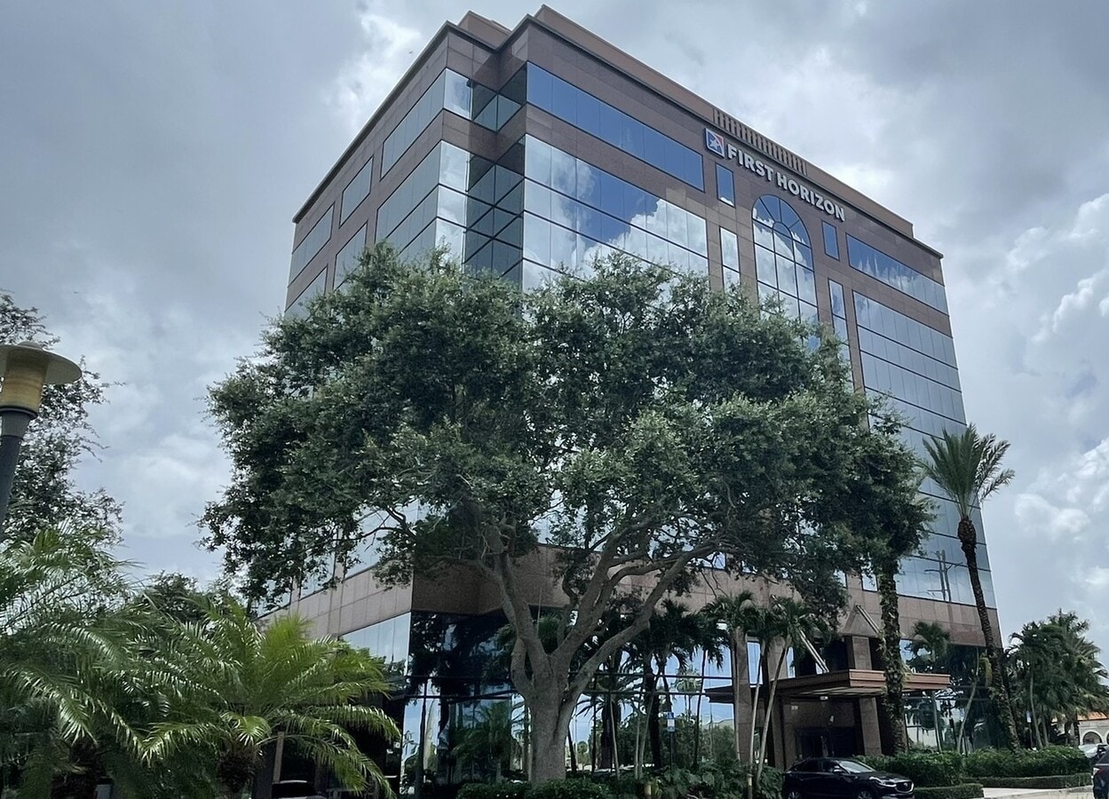 2150 Goodlette-Frank Rd, Naples, FL 34102 - First Horizon Bank Building ...