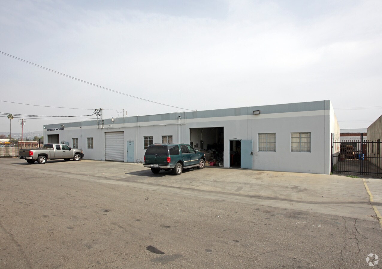 11965 Rivera Rd, Santa Fe Springs, CA 90670 | LoopNet