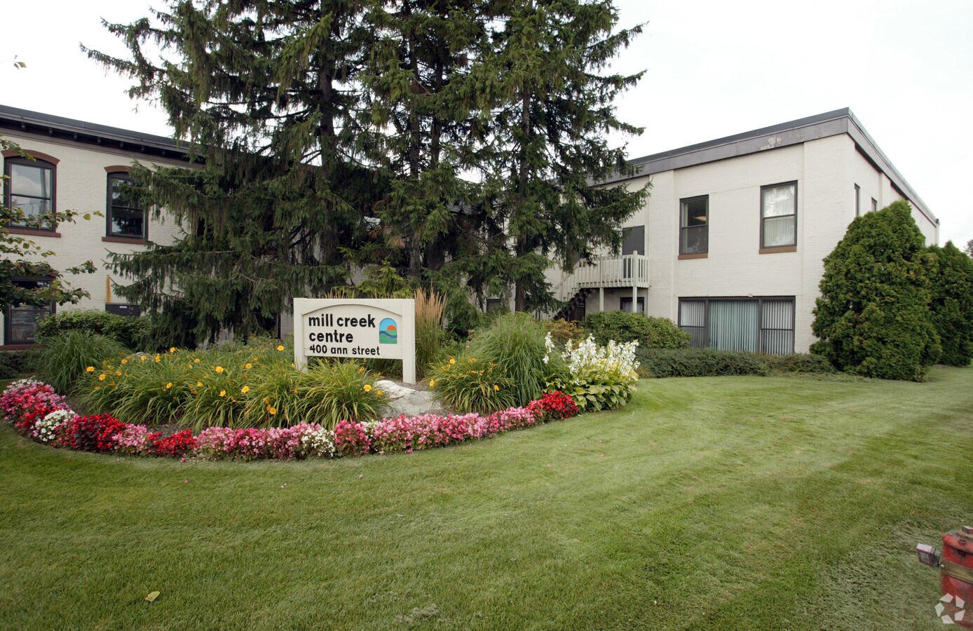 400 Ann St NW, Grand Rapids, MI 49504 - Property Record | LoopNet.com