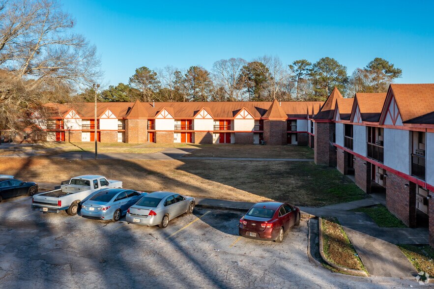 1900 Glenfair Rd, Decatur, GA 30035 - Hospitality For Sale | LoopNet