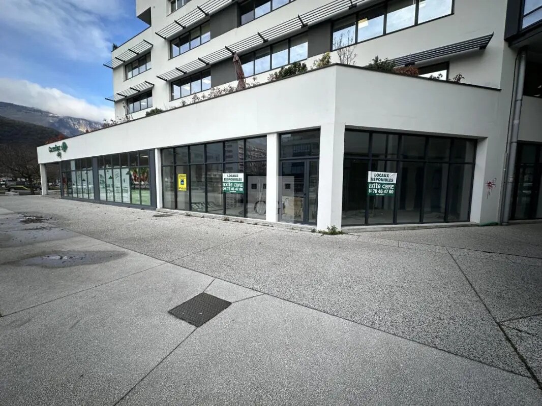 29 Boulevard De L'Europe, 38170 Seyssinet-Pariset - Retail for Sale ...