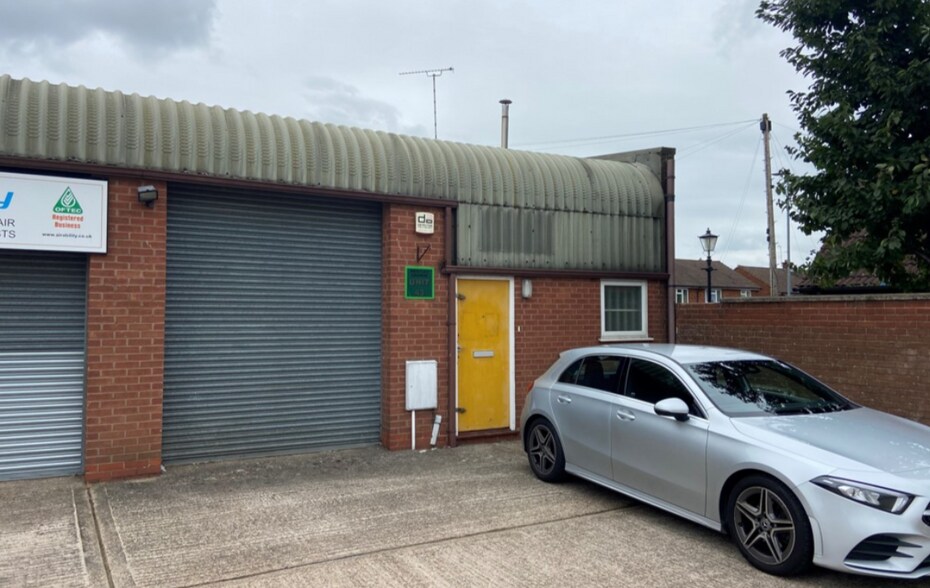 Chartwell Dr, Wigston, LE18 2FB | LoopNet