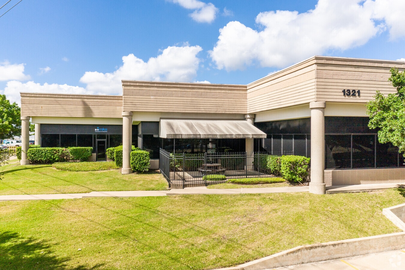 1321 Rutherford Ln, Austin, TX 78753 | LoopNet