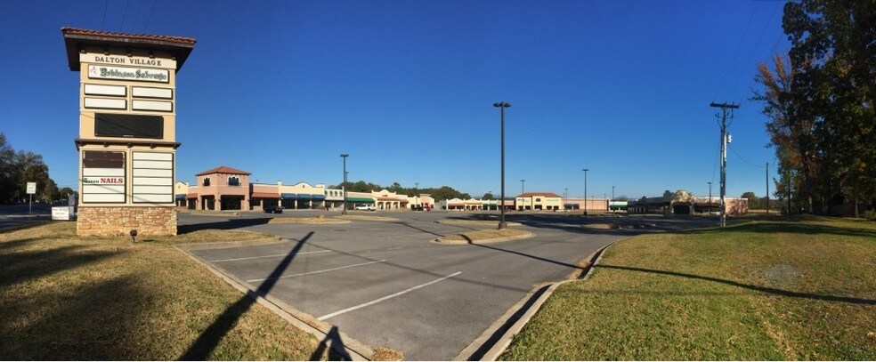 2410 Cleveland Hwy Dalton Ga 30721 Dalton Village Shopping Center
