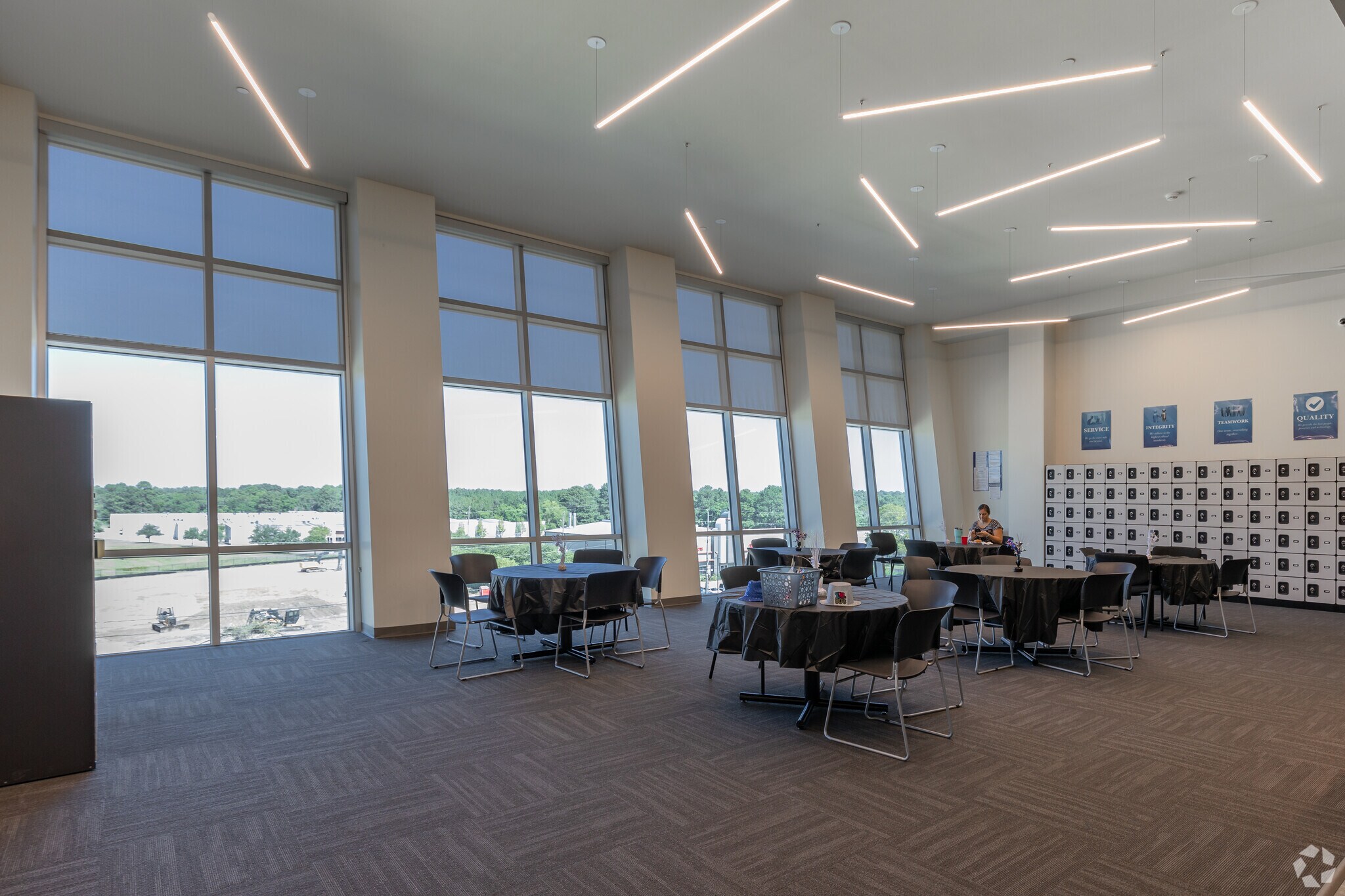 8917 Louetta Rd, Spring, TX 77379 - Wind Energy Plaza | LoopNet