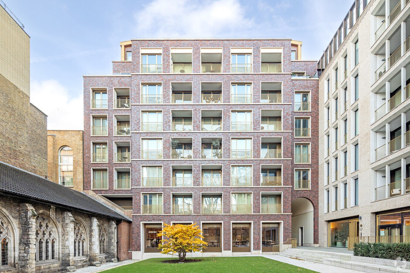 62 Bartholomew Clos, London, EC1A 7EB | LoopNet