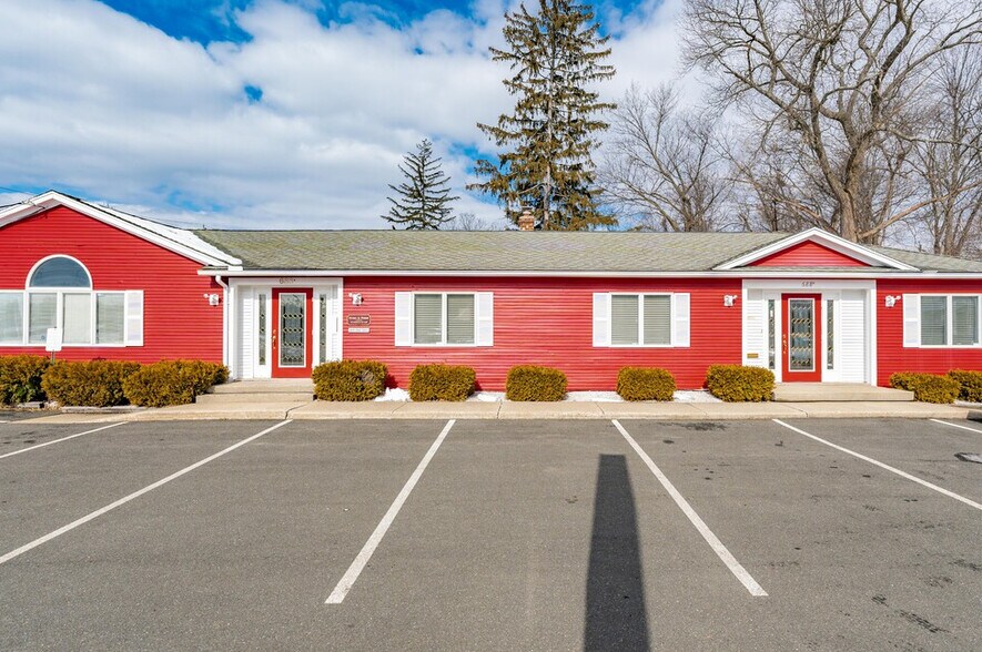 688 Boston Rd, Springfield, MA 01119 | LoopNet