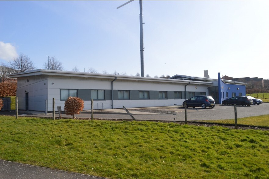 8 Tom MacDonald Ave, Dundee, DD2 1NH | LoopNet