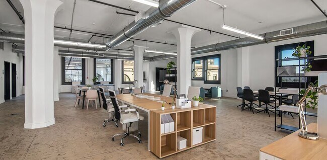 Commercial Real Estate Auctions | LoopNet