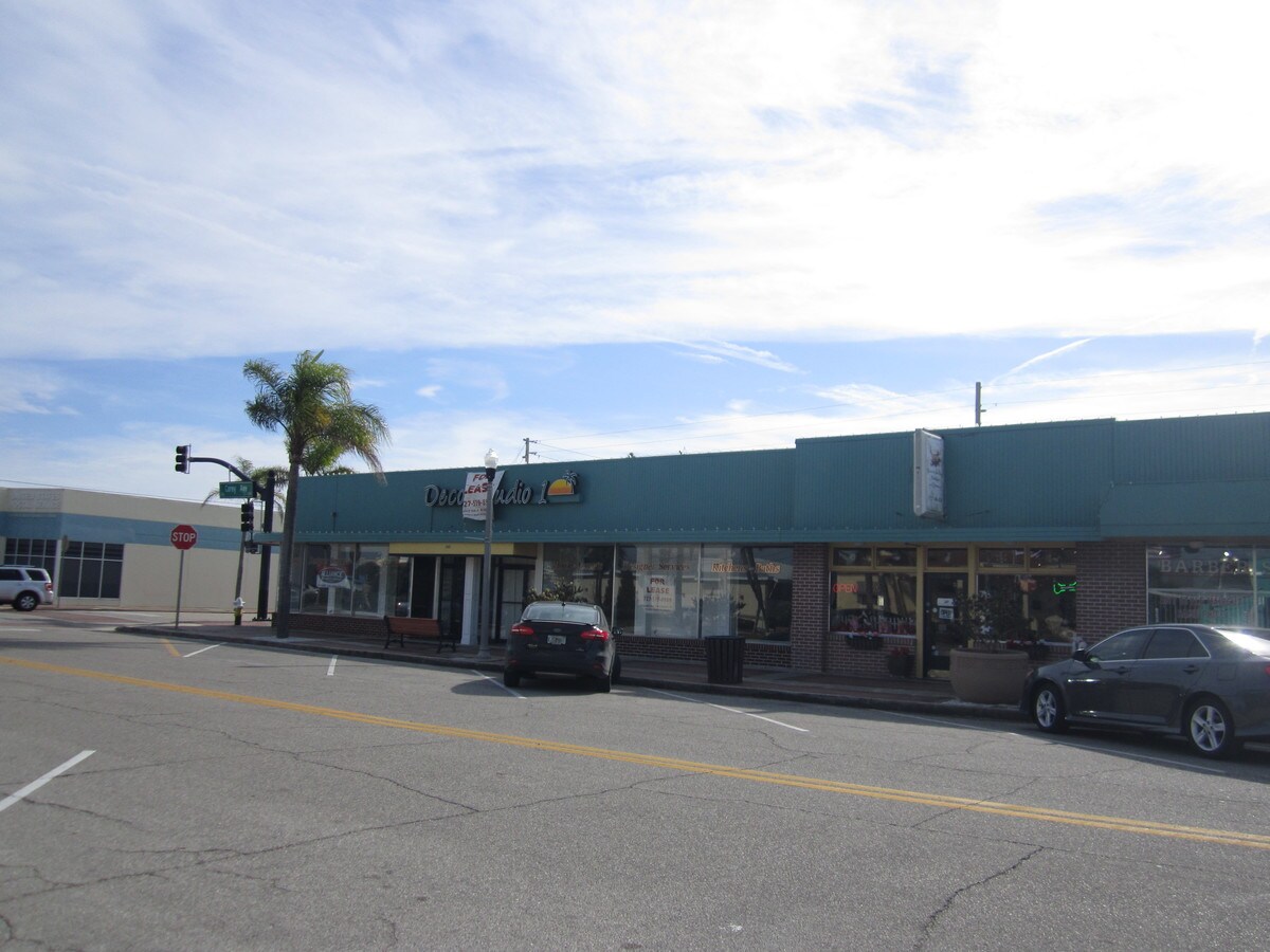 300 Corey Ave, Saint Petersburg, FL 33706 | LoopNet