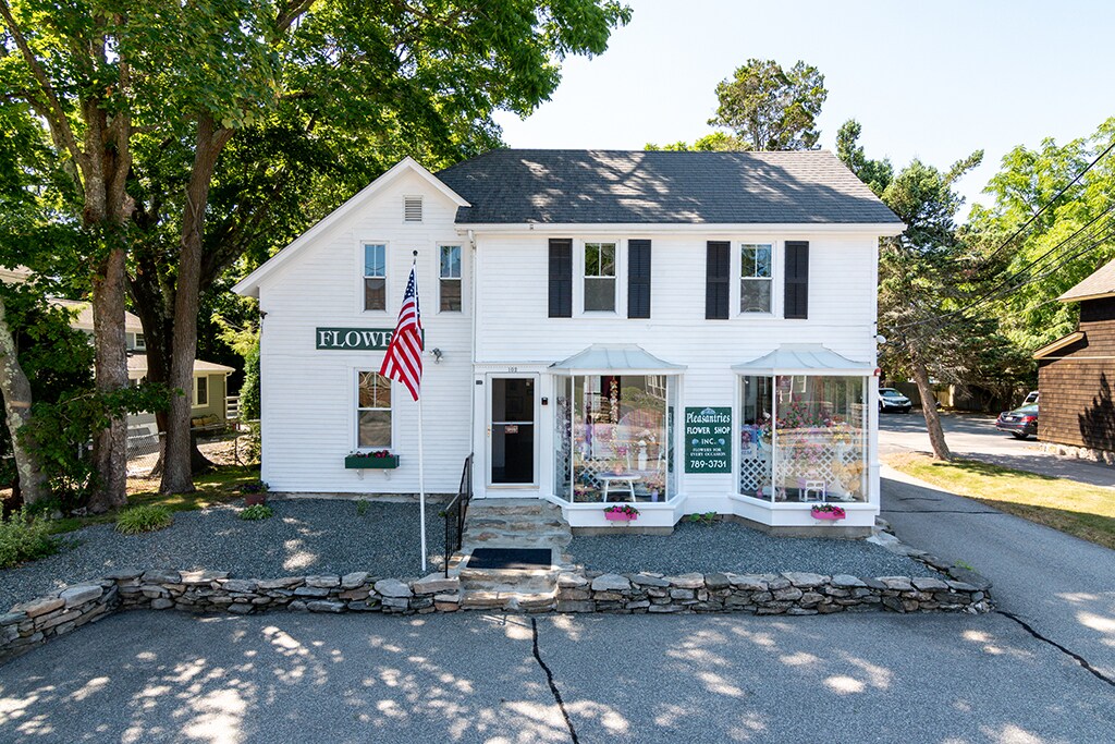 102 Main St, South Kingstown, RI 02879 | LoopNet
