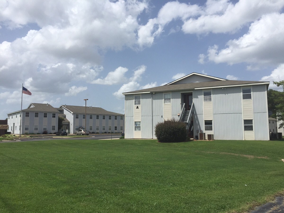 2042 Beltline Rd SW, Decatur, AL 35601 | LoopNet