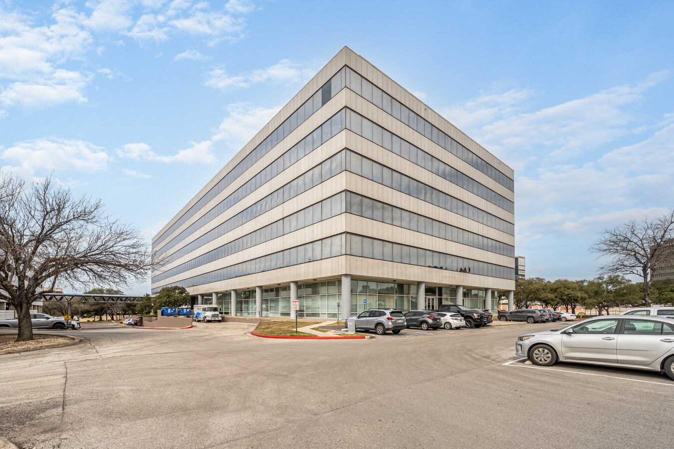 40 NE Loop 410, San Antonio, TX 78216 - The Mercantile Building | LoopNet