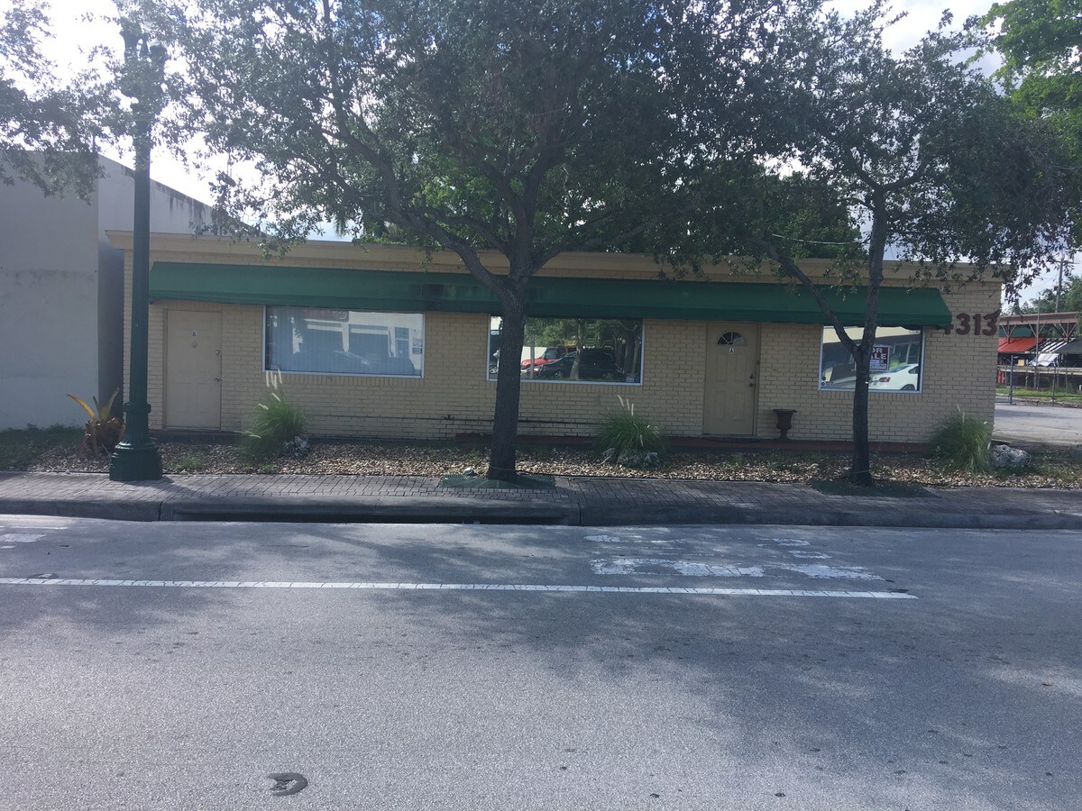 4313 SW 64th Ave, Davie, FL 33314 | LoopNet