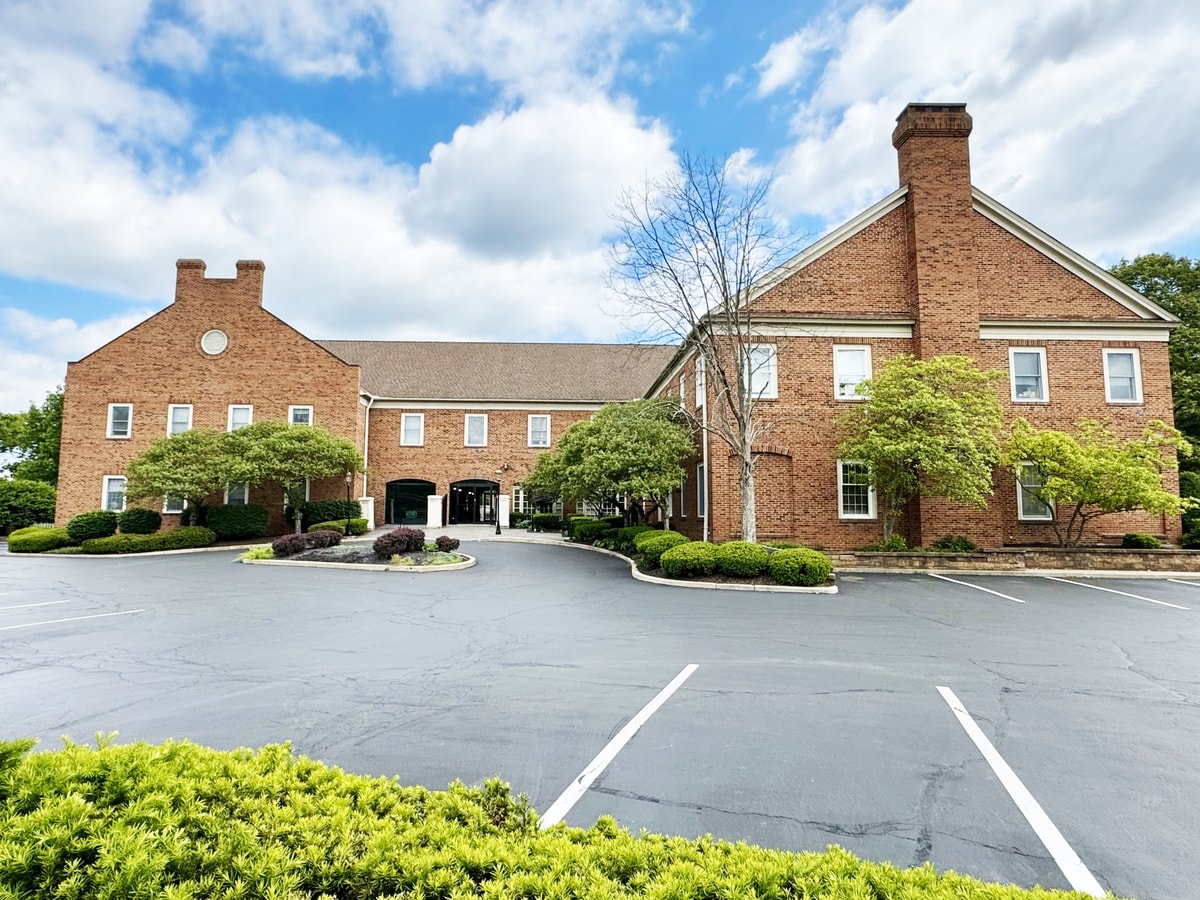6641 N High St, Worthington, OH 43085 - Heritage Professional Building | LoopNet