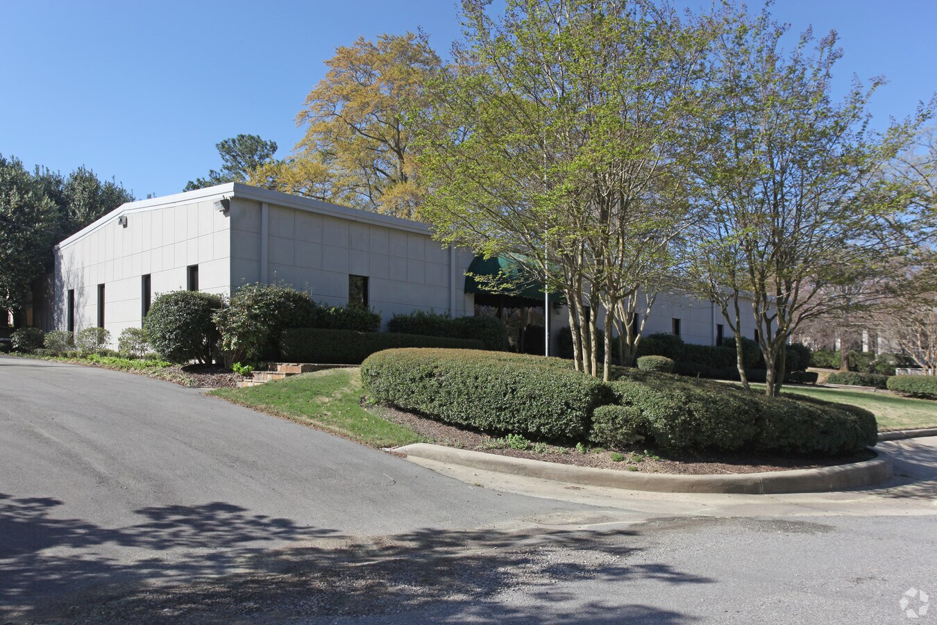 4128 Crosshaven Dr, Vestavia, AL 35243 | LoopNet