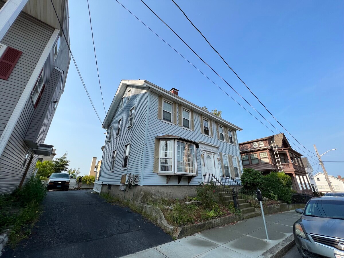 275 Bank St, Fall River, MA 02720 | LoopNet