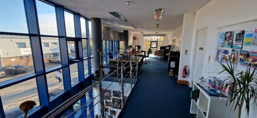 Crow Arch Ln, Ringwood, HAM BH24 1SF - Flex for Sale | LoopNet