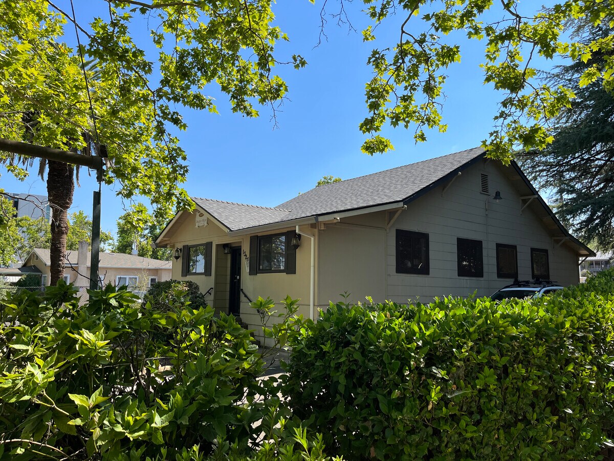 1324 Oregon St, Redding, CA 96001 | LoopNet