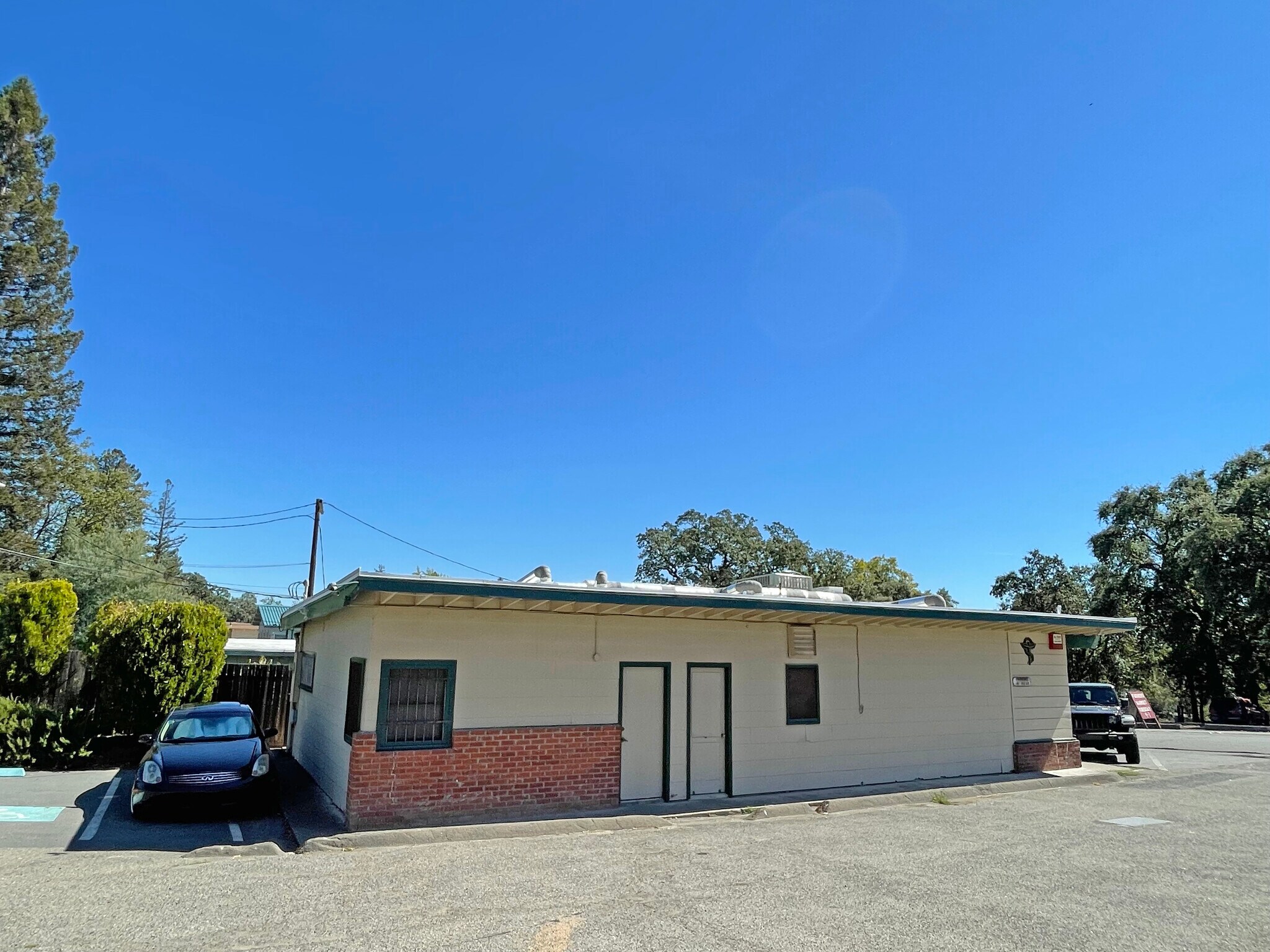 6685 Front St, Forestville, CA 95436 - Office/Retail Bldg for Sale ... 6685 Front St, Forestville, CA 95436 - Office/Retail Bldg for Sale ...