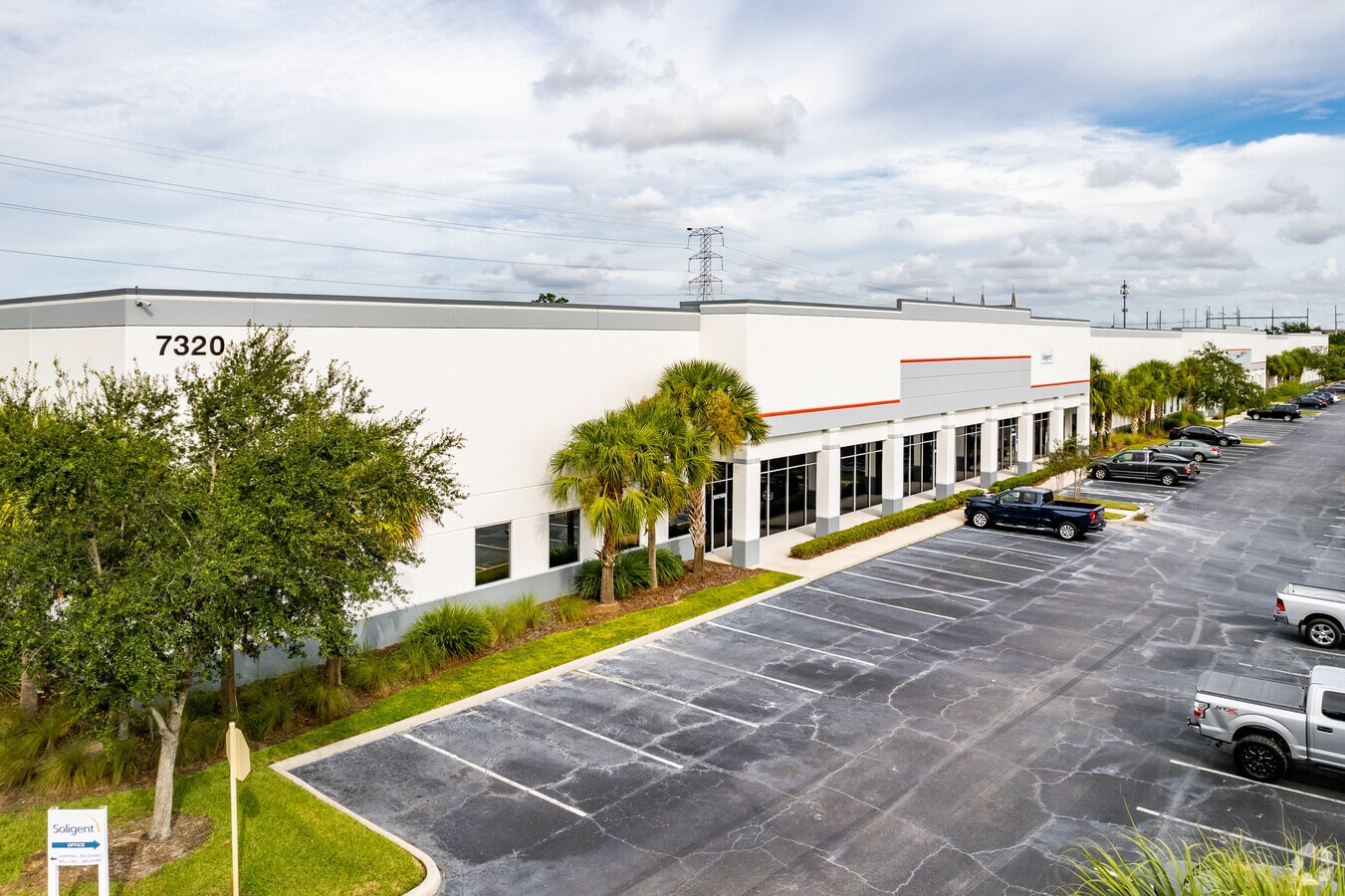 7320 Kingspointe Pky, Orlando, FL 32819 | LoopNet