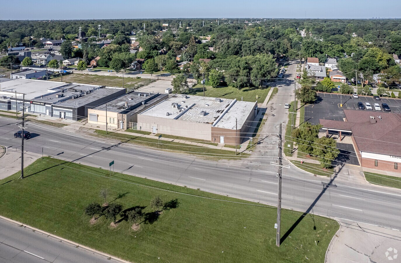 20869 Mound Rd, Warren, MI 48091 | LoopNet