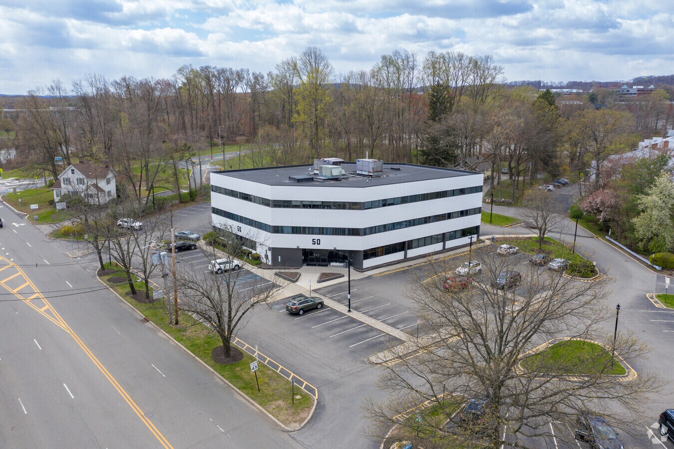 50 Cherry Hill Rd, Parsippany, NJ 07054 - Cherry Hill Plaza | LoopNet