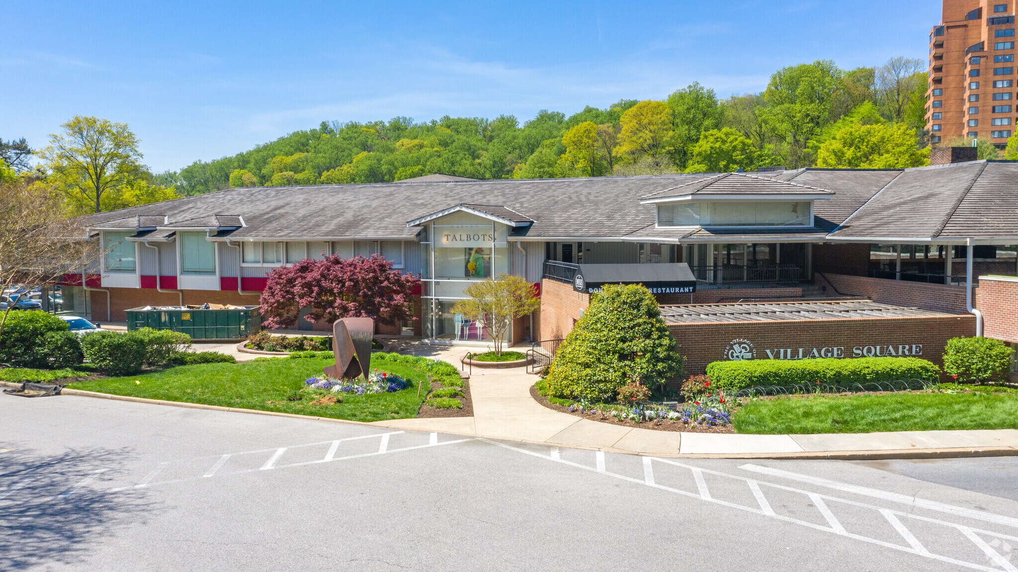 5100 Falls Rd, Baltimore, MD 21210 - The Village of Cross Keys | LoopNet