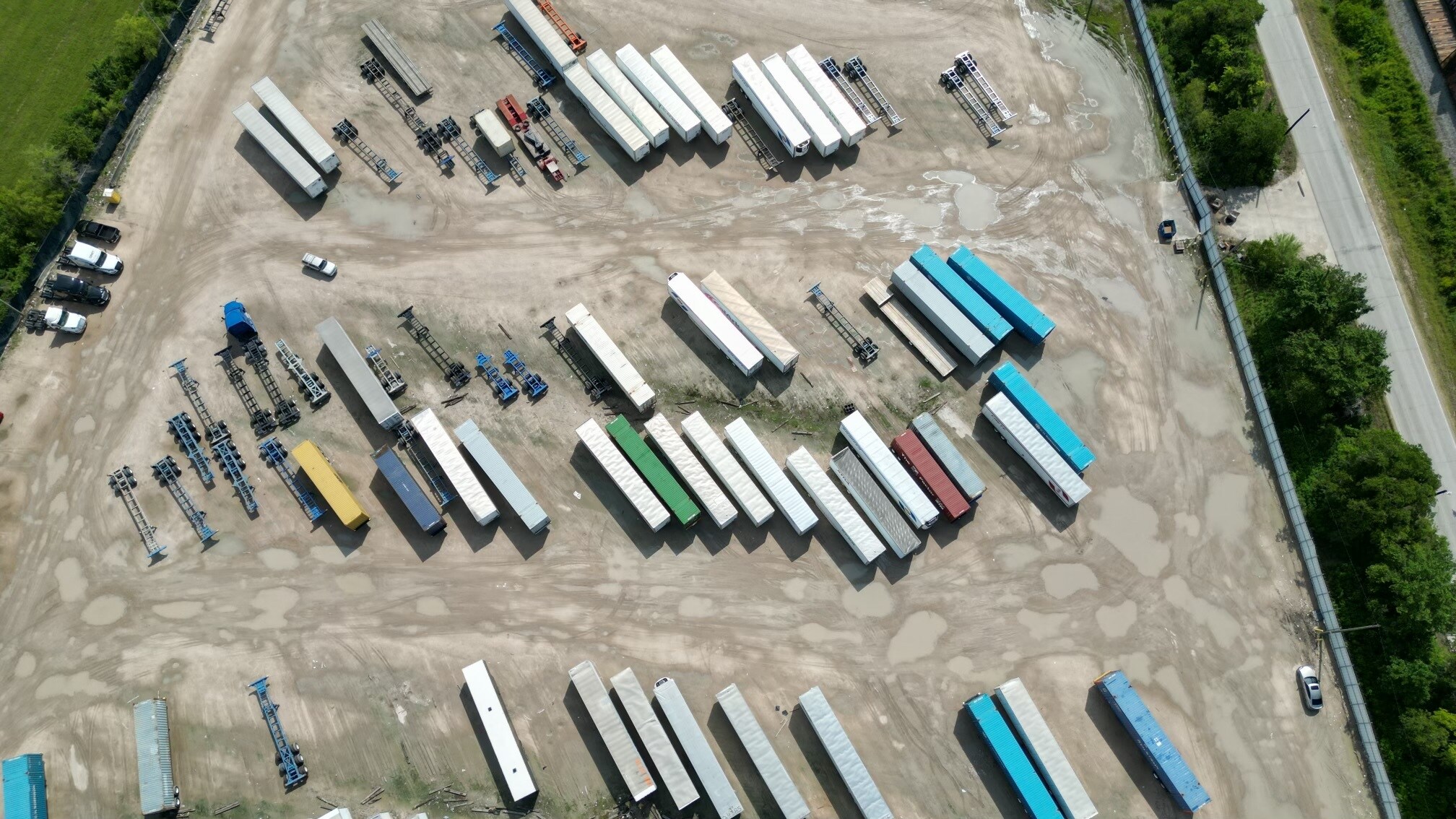 8357 Liberty Rd, Houston, TX 77028 - Semi-Stow: Superior Truck ...