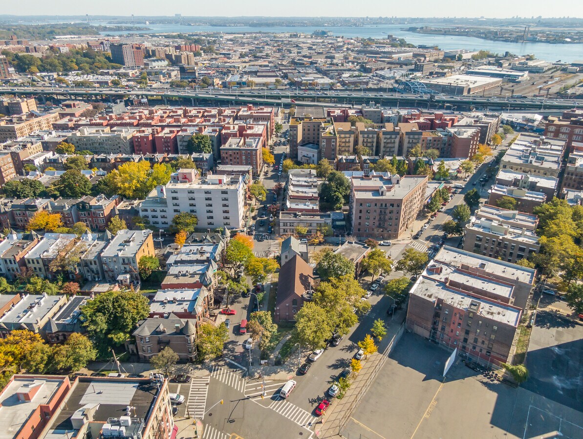 940 E 156th St, Bronx, NY 10455 | LoopNet 940 E 156th St, Bronx, NY 10455 | LoopNet