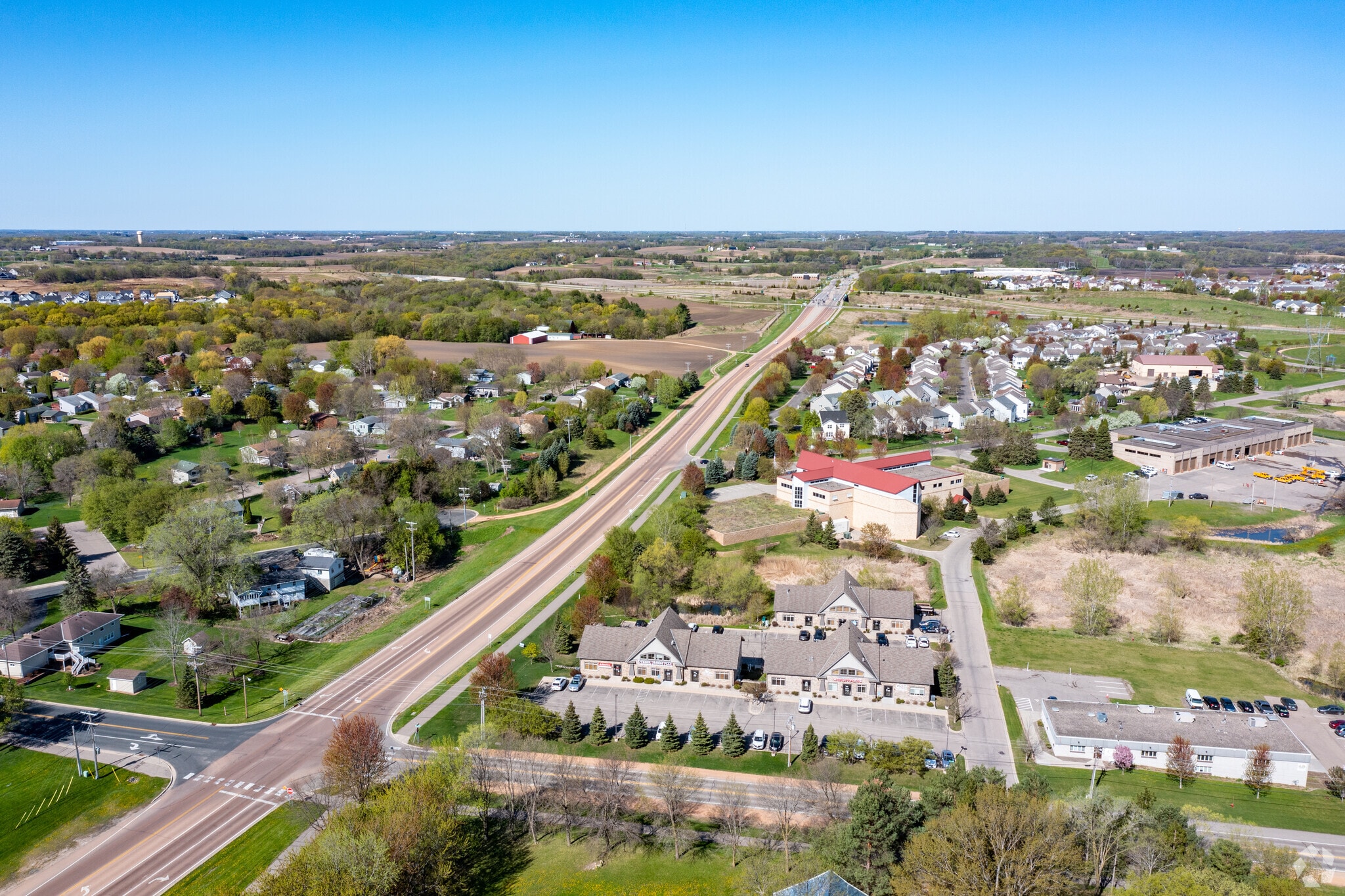 558-572 Bavaria Ln S, Chaska, MN 55318 - North Meadws Offices | LoopNet