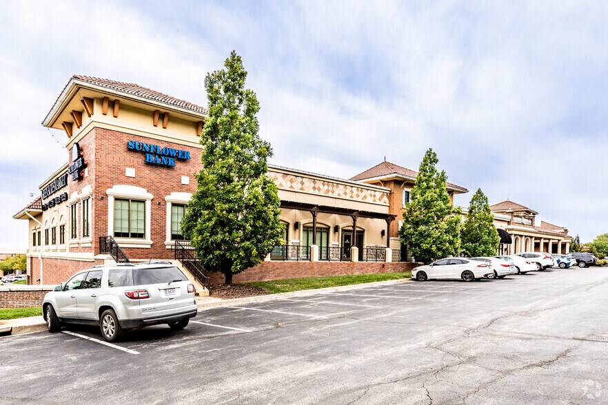 4151-4175 N Mulberry Dr, Kansas City, MO 64116 | LoopNet