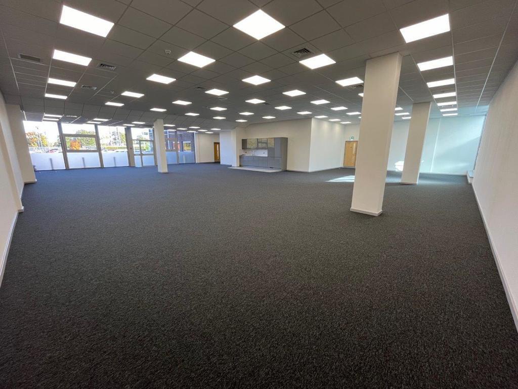 Wyncolls Rd, Colchester, CO4 9HQ - Phoenix Square | LoopNet