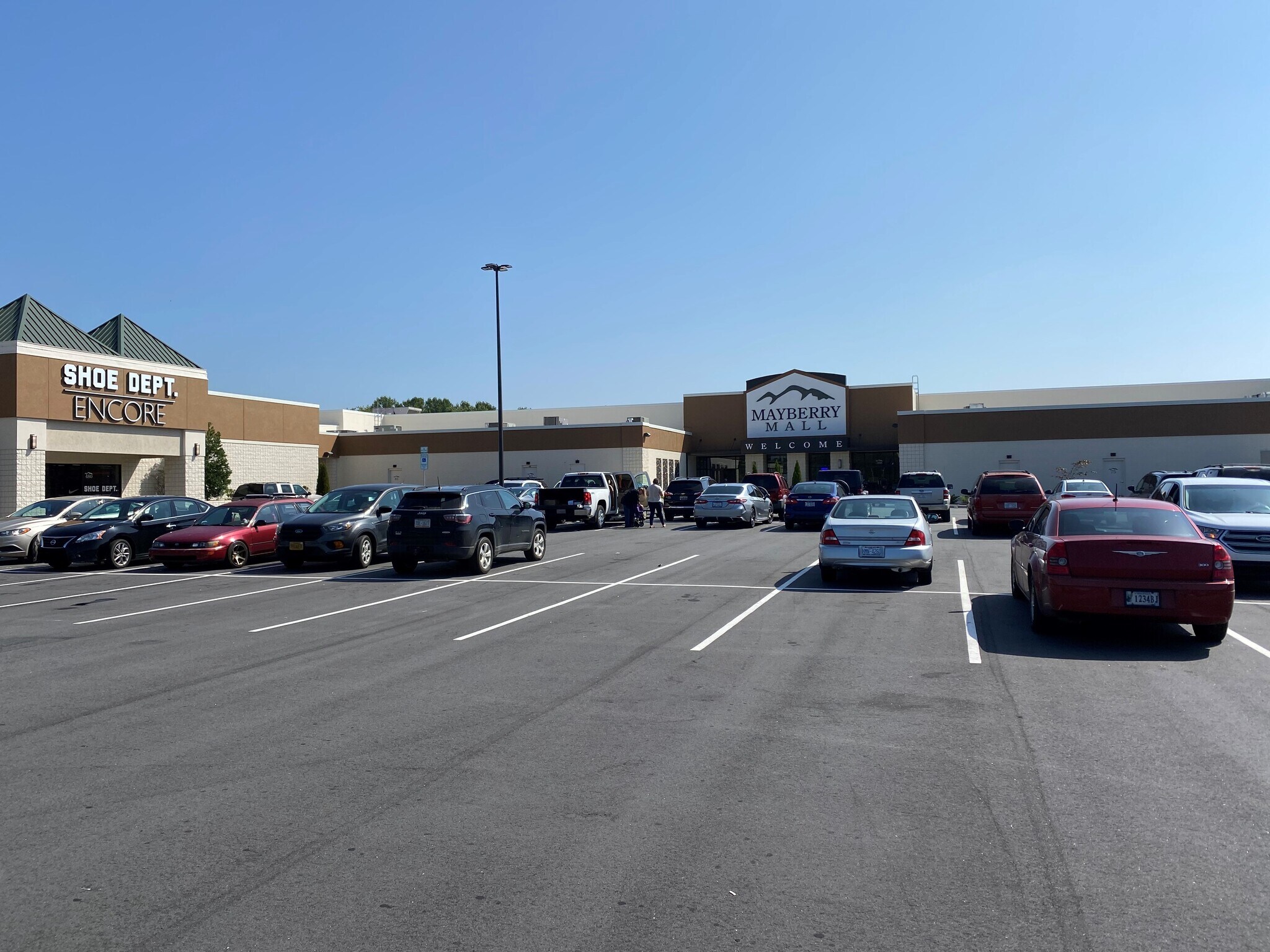 388 Frederick St, Mount Airy, NC 27030 - Mayberry Mall | LoopNet