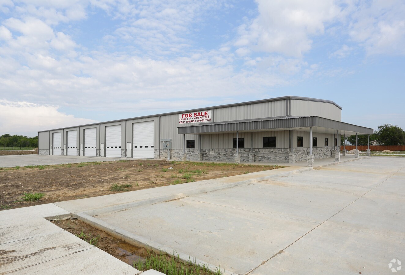 35035 Lyndon B Johnson Fwy, Dallas, TX 75241 | LoopNet