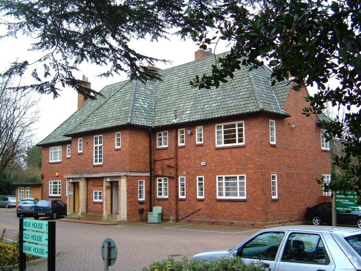 33 Thorpe Rd, Peterborough, PE3 6AB | LoopNet