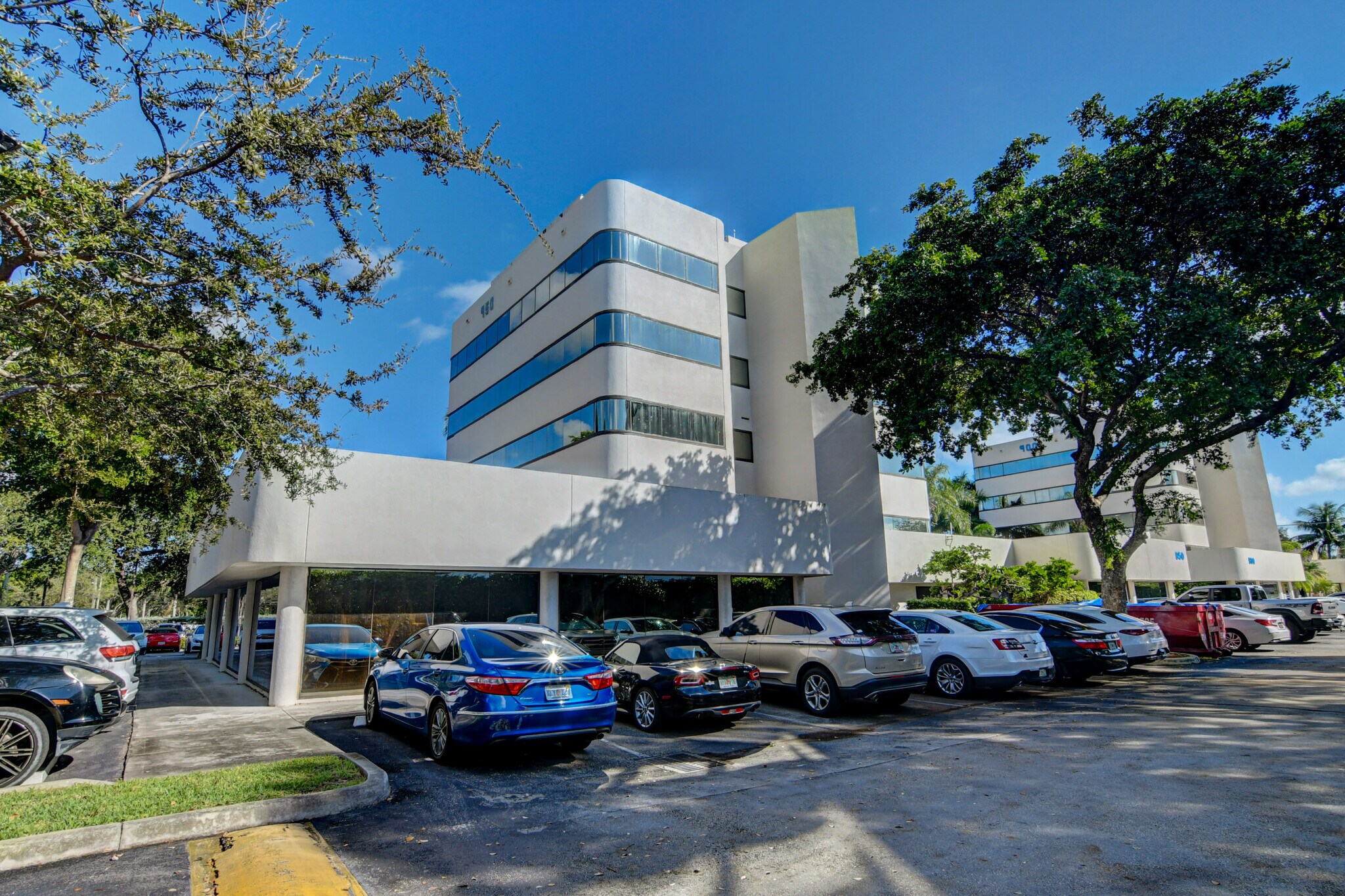 950 Glades Rd, Boca Raton, FL 33431 - Glades Tower I | LoopNet