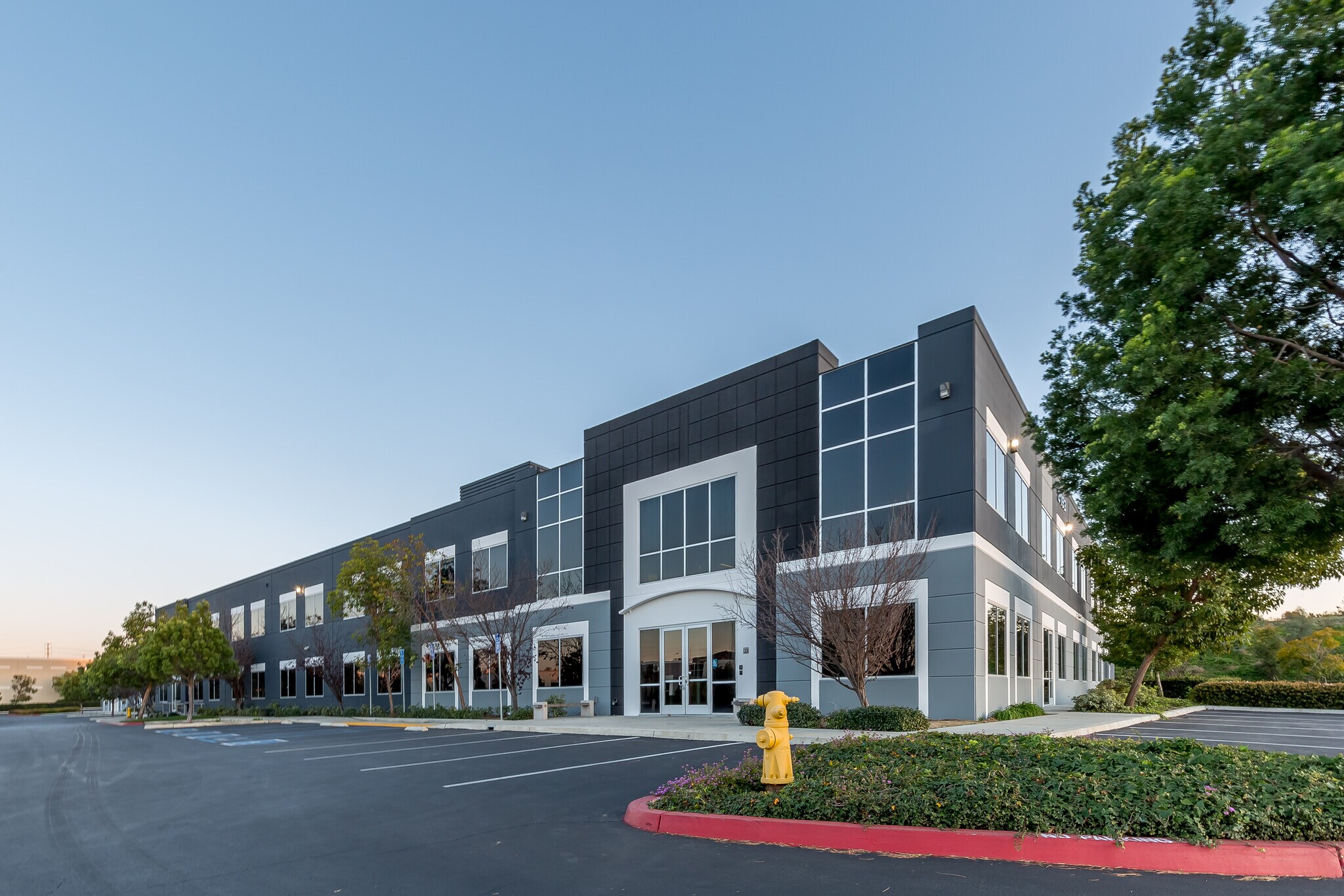 3193 Lionshead Ave, Carlsbad, CA 92010 - Flex for Lease | LoopNet