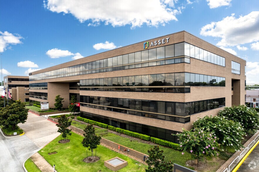 950 Corbindale Rd, Houston, TX 77024 | LoopNet