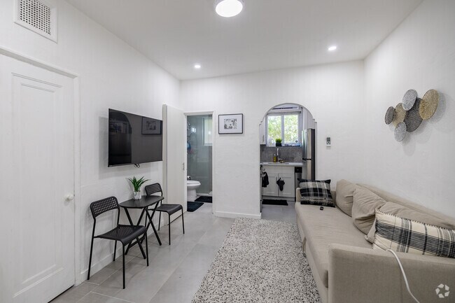 Commercial Real Estate for Sale | LoopNet