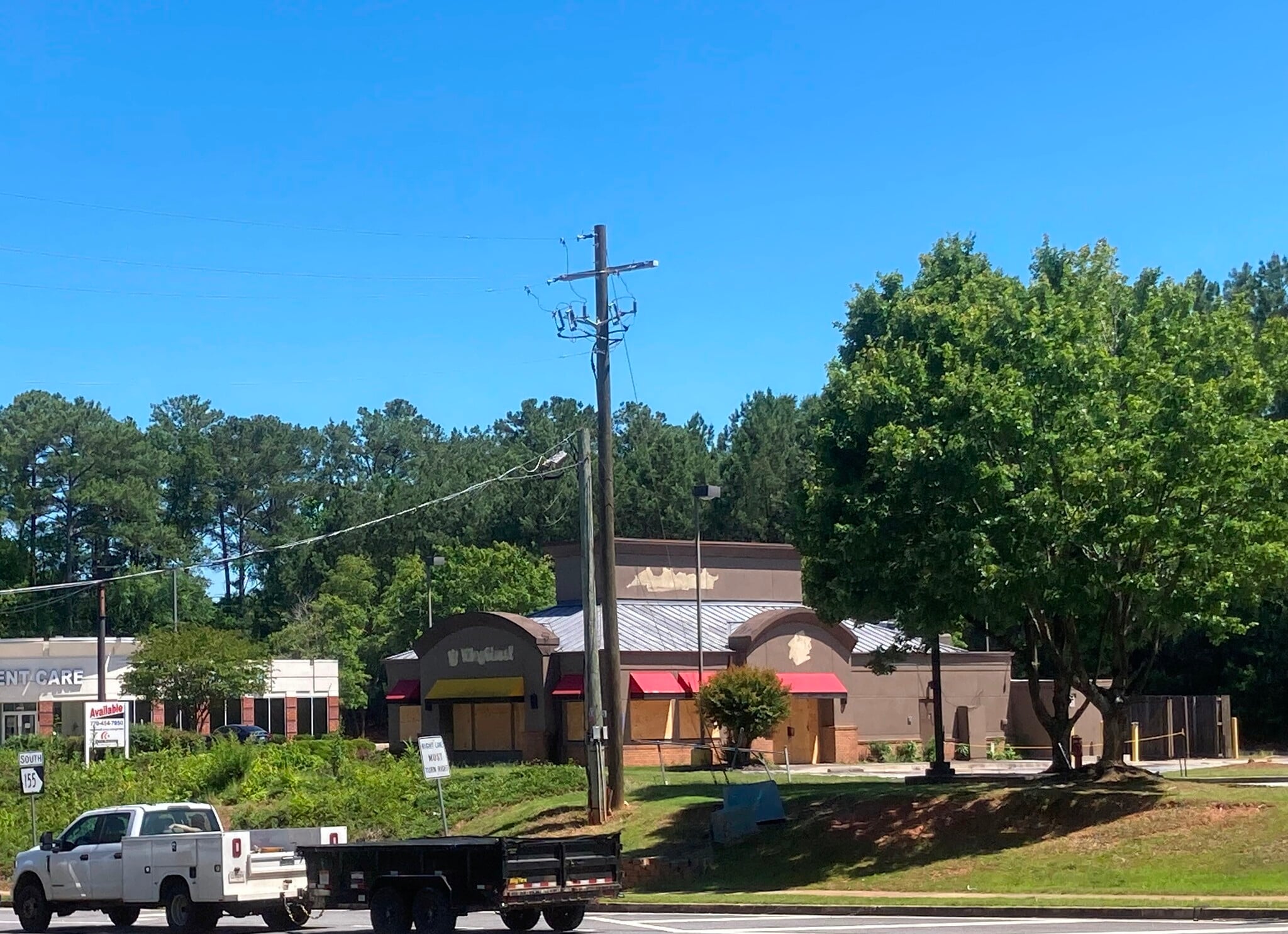 4985 Flat Shoals Pky, Decatur, GA 30034 - Former Pizza Hut & WingStreet ...