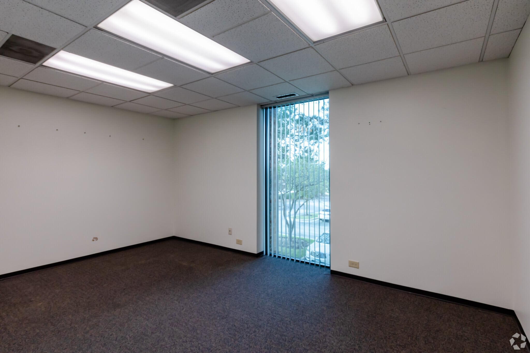 800 Roosevelt Rd, Glen Ellyn, IL 60137 - Glen Hill North | LoopNet